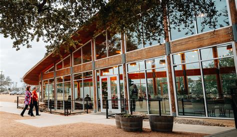 Host A Private Event At William Chris Vineyards