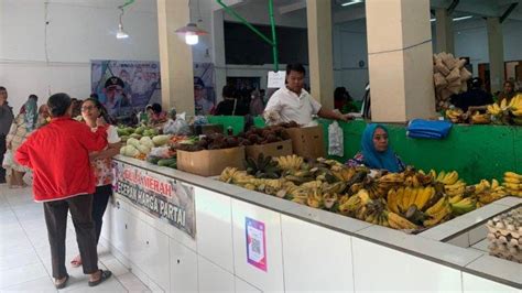 Tingkatkan Ekonomi Masyarakat Pemkot Samarinda Canangkan Program Back To Pasar Tribunkaltim Co