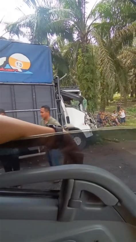 Seputar Dunia Truck 🤪🤪 Trukganteng Trukmodifikasi Truckcabe