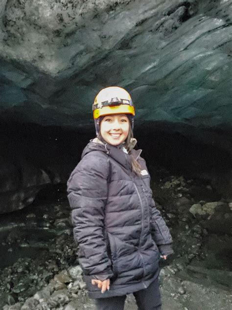 What To Expect From An Iceland Ice Cave Tour A Vatnajökull Glacier