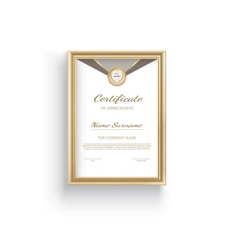 Um certificado de autenticidade é enquadrado em uma moldura dourada