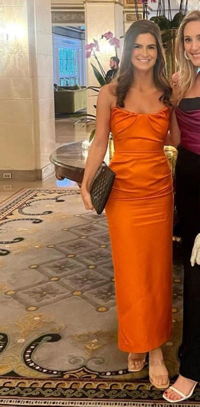 Kaitlan Collins R Cnnnewswomen