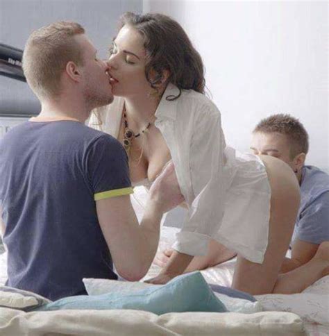 Whats The Name Of This Porn Star Latoya Silvia Jons 492065 ›