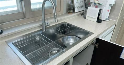 많은 곳에서 견적을 받았는데 홈프로 고수님이 합리적인 가격과 친절한 상담으로 시공해주셨어요 손이 너무 빠르셔서 아주 빠르게