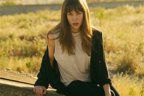 Pictures Of Laura Niles