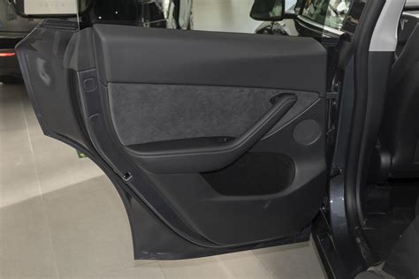 Model Y 2023款 后轮驱动版图片 特斯拉 3 131张图片 汽车空间图库 懂车帝