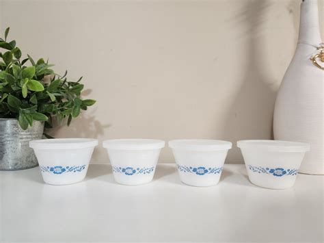 Vintage Termocrisa Milk Glass Custard Cups Set Of 4 W Plastic Lids