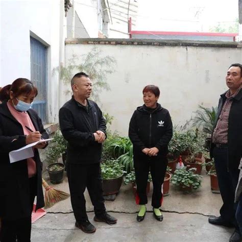 弘扬移风易俗 涵育文明新风红白理事会群众城郊乡