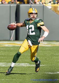 Aaron Rodgers Aaron Rodgers Of The Green Bay Packers Scram Flickr