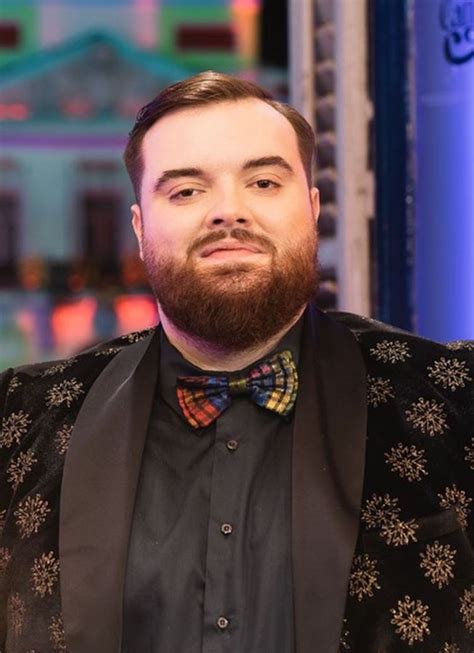 Ibai Llanos inicia un cambio físico y manda ánimos a quienes lo han