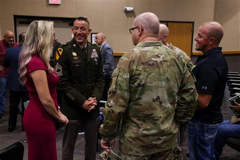 Army Reserve Soldier Wins Top Military Police Nco Award Article The