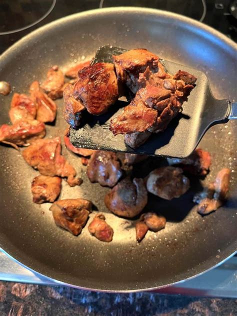 Easy Sautéed Chicken Livers Recipe Ready In 10 Minutes Melanie Cooks