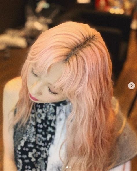 テヨンインスタ チャールズニュースとユーモア