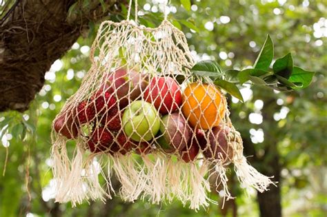 Cham Islands Introduce Tree Bark Hammock Weaving Craft