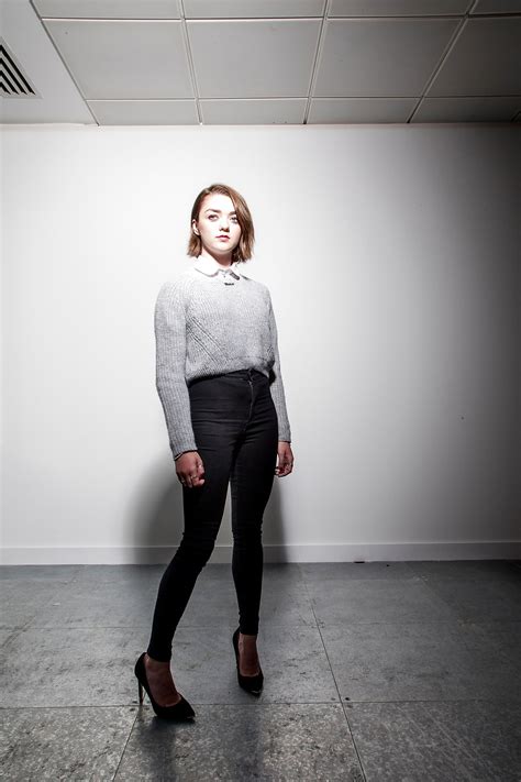 Sexy Maisie Shoot X