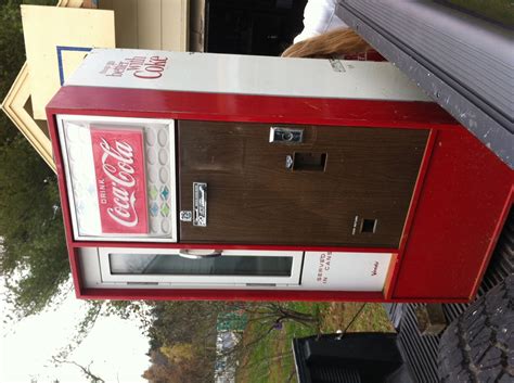 S Coca Cola Vending Machine Collectors Weekly