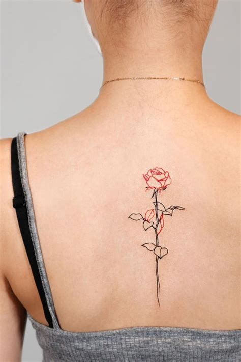 30 Glamorous Back Tattoo Ideas For Women