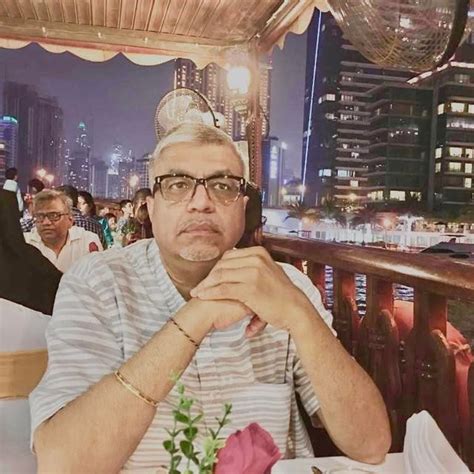 Paramjit Sehdev Paramjit Sehdev • Threads Say More