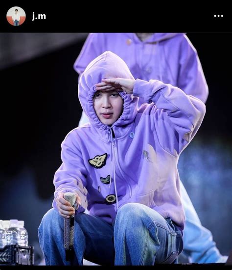 Bts Community Post 何かお探しですか？？ 私はこの子を探してます😁 それにしても、あざといな💛💜 📷instagram