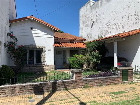 Casa Venta 4 ambientes 32 años 120m2 1 cochera Martin Rodriguez 1800