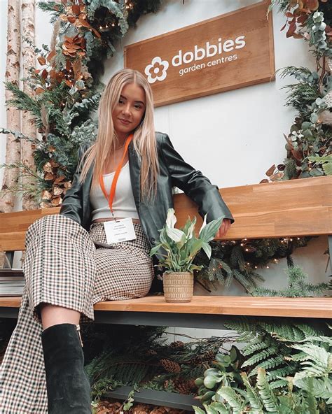 Kerry Ingram 09 16 2022 • Celebmafia