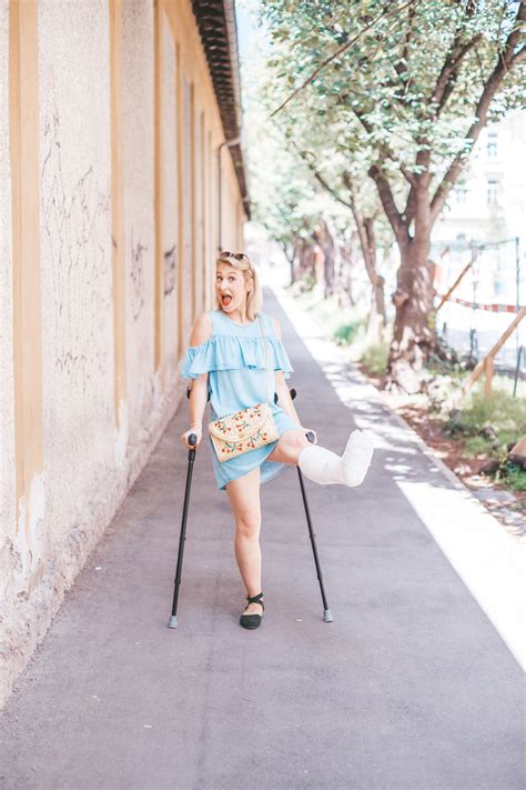Outfit Broken Foot Cast Crutches Learning Primetime Chaos 6