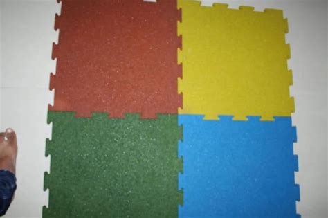 Interlock Rubber Floor Tile Sizedimension 19 Inch X 19 Inch At Rs 60