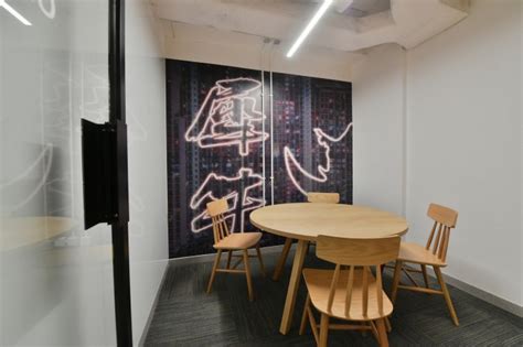 Naked Hub Bonham Strand Coworking Offices Hong Kong Office Snapshots
