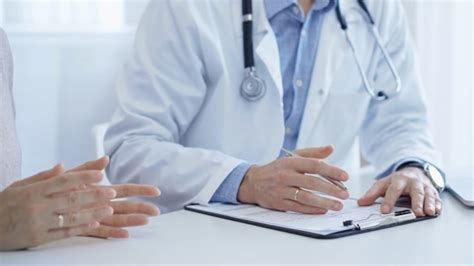 Aile Hekimi Ve Aile Hekimliği Ebe Ve Hemşirelerinizle