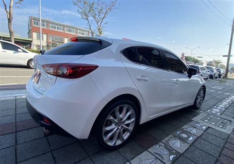 中古車 2016年式 魂動 Mazda3 5d 20 頂級版 日本原裝進口 天窗 恆溫 I Key 年輕人的最愛mazda 馬自達3