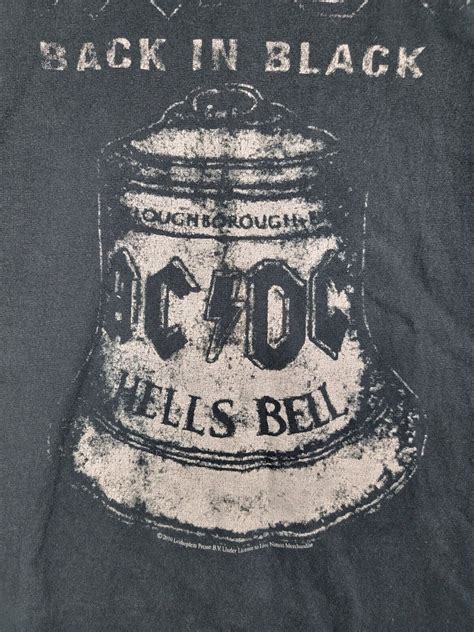 Acdc Back In Black Hells Bell T Shirt Size Large Fade Gem