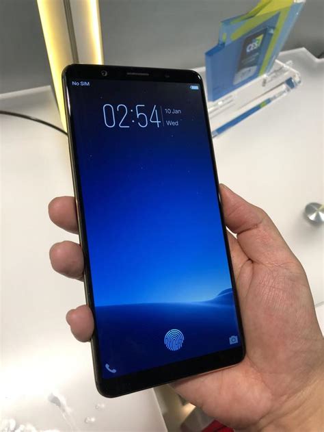 Vivo推出屏下指紋版vivo X20 Plus 預計將於本月底在國內上市 每日頭條