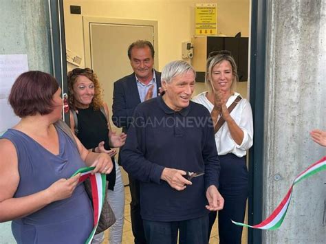 Don Ciotti Inaugura Il Nuovo Drop In Di Bergamo Siamo Lottatori Per