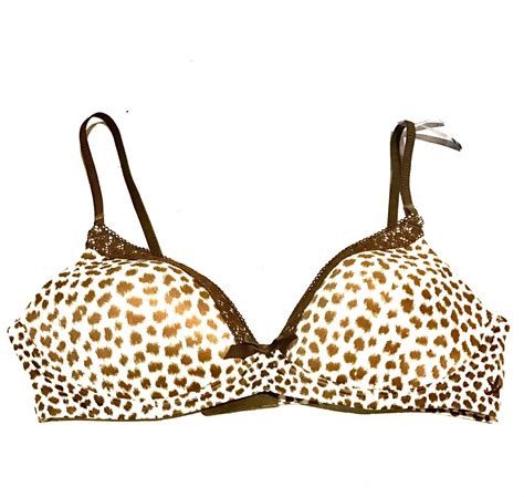 What Does A 36b Look Like