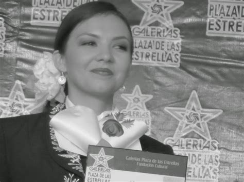 Con Los Espectadores Lupita Marisol Infante Esparza Con Sangre De Mexico