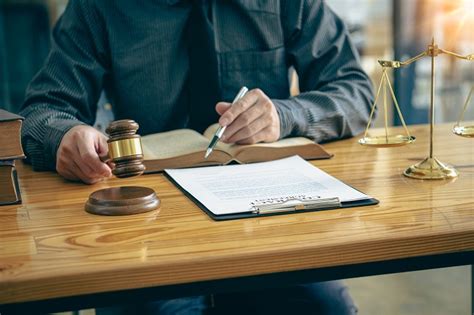 Конфісковане російське майно продаватимуть на аукціонах Ubn