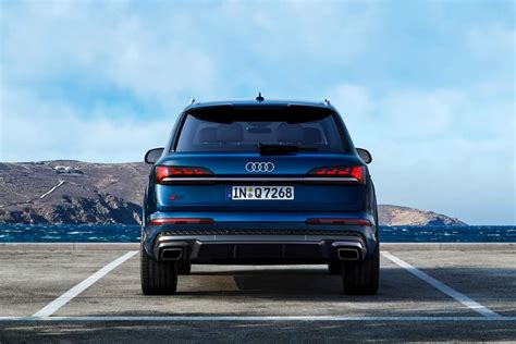 아우디 신형 Q7 공개 첨단 조명 기술로 무장한 2차 부분변경 모델