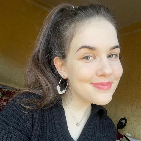 Belanieng Influencer Profile Submithub