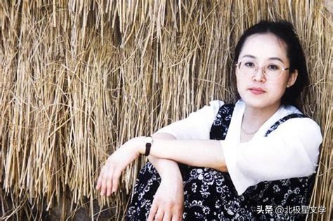 評魯獎詩人娜夜的三首詩 每日頭條