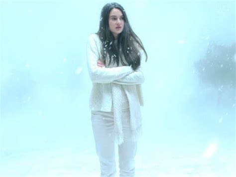 White Bird In A Blizzard 2014 Gregg Araki Review Allmovie