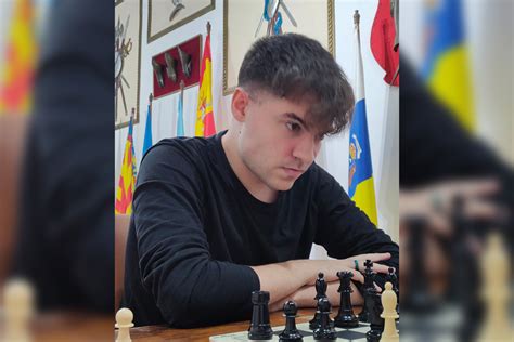 Saúl Ibáñez campeón del torneo de Navidad de ajedrez