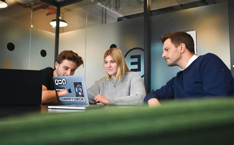 Complete Guide On Creating A High Converting Digital Marketing Agency
