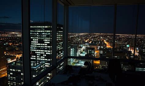 Premium Photo City Lights Work After Hours Dedication