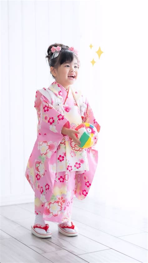 フォトジェニックサクラスタジオ フォトジェニック 七五三 撮影 ロケーション撮影 神社 7歳 女の子 家族写真 着物撮影