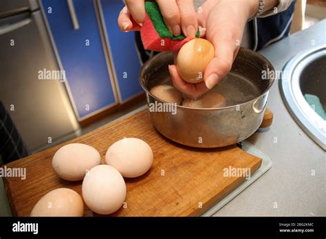 Serial Of Egg Shell Bleaching Procedure For Coloring Eggs For Easter