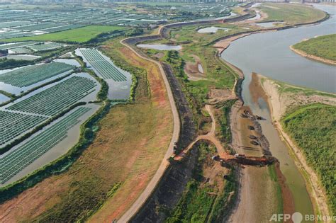 湖も干上がり…観測史上最悪の酷暑で秋の収穫に懸念 中国 写真1枚 国際ニュース：afpbb News