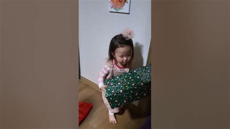 다율이 크리스마스 산타이벤트 32개월 세살 박다율 공주 다율이 Youtube