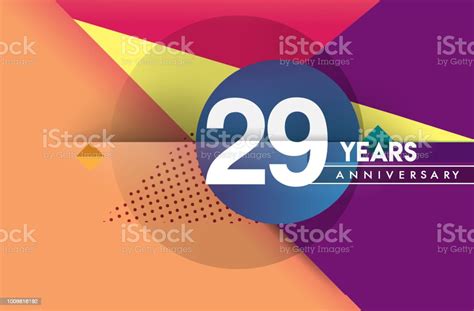 주년 디자인 화려한 기하학적 배경과 원 모양으로 벡터 디자인 생일 축 하 공휴일에 대한 스톡 벡터 아트 및 기타 이미지