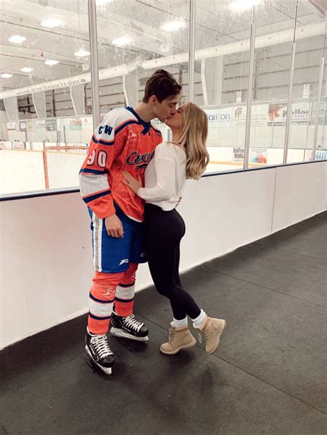 Hockey 🏒 Hockey Girlfriend Hockey Players Girlfriend Hockey Wife