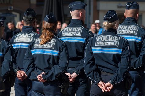 Devenir Policier M Tier Tudes Salaire Educatel